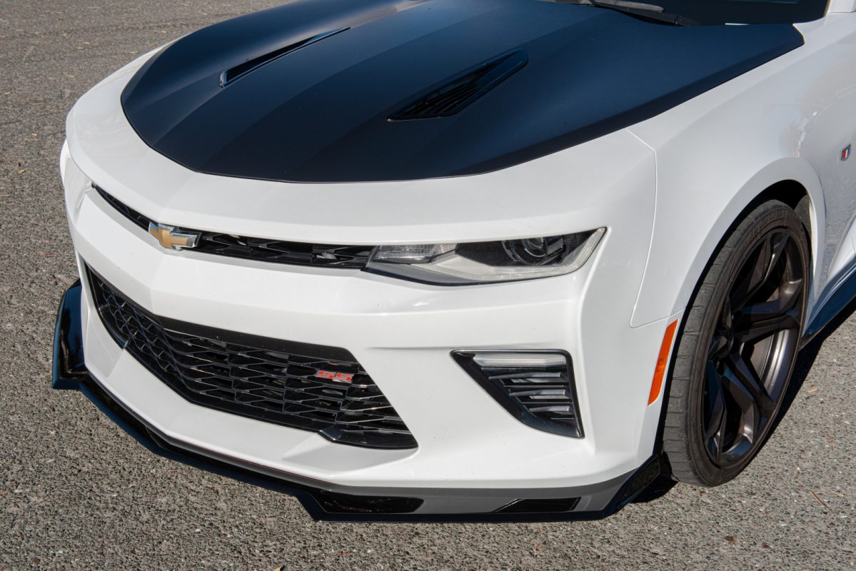 EOS 2019-2024 Chevrolet Camaro RS / SS Glossy Black Front Splitter Lip ...