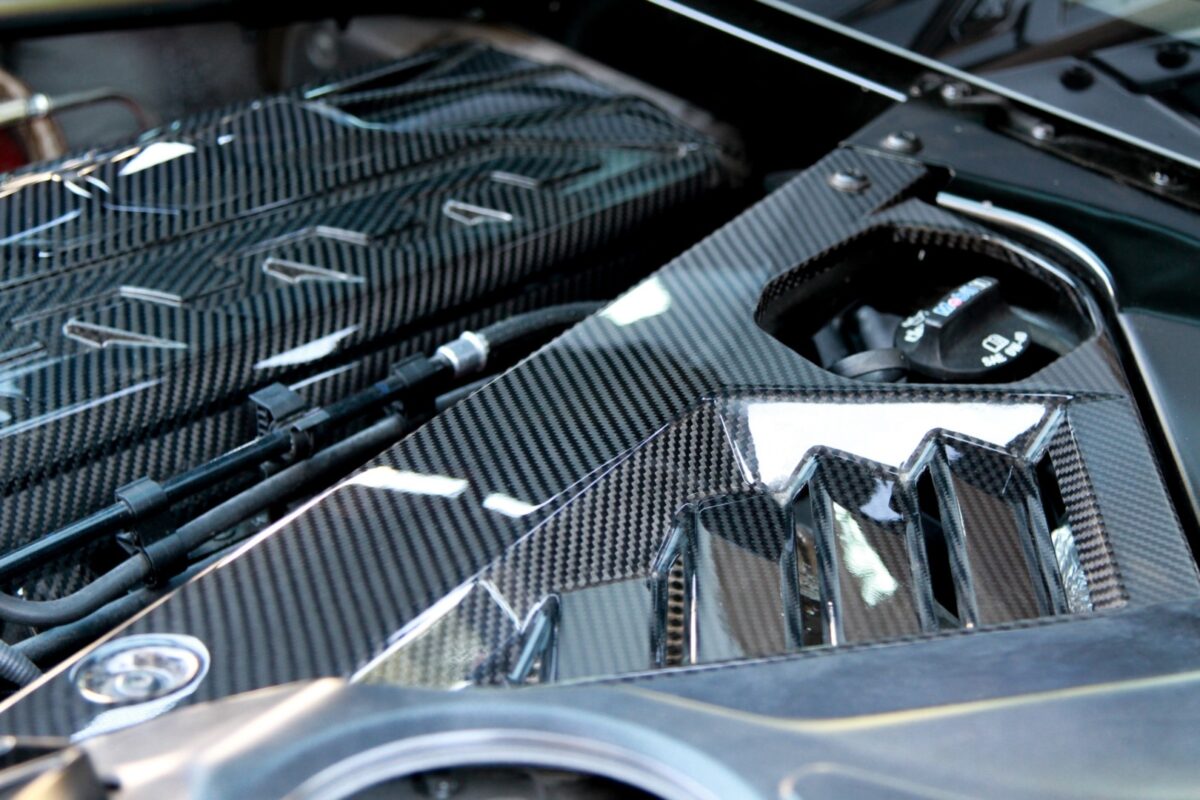 APR Performance 2020-2024 Chevrolet Corvette C8 Carbon Fiber Engine ...