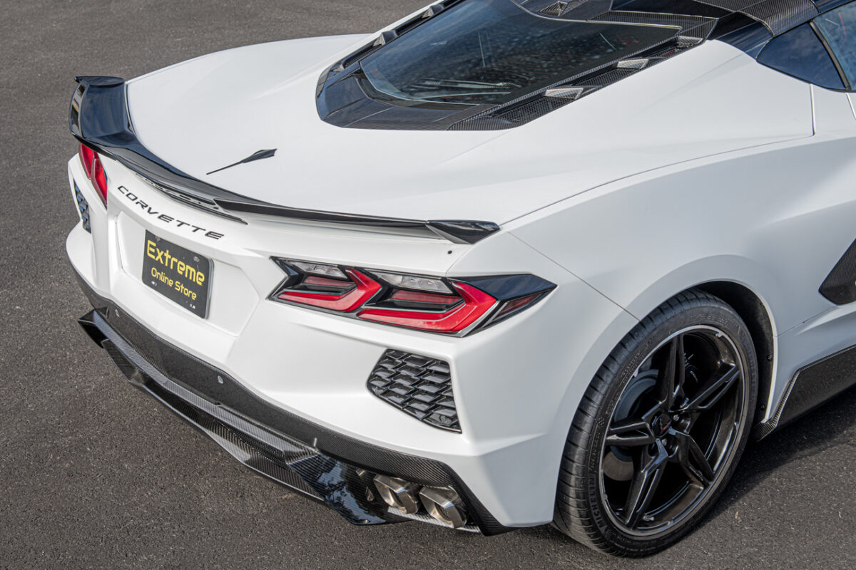 EOS 2020-2024 Chevrolet Corvette C8 'Z06 Style' Carbon Flash Visible ...