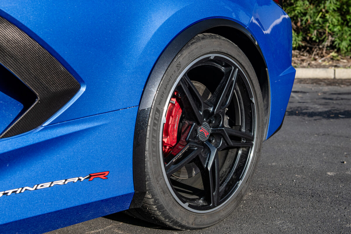 EOS 2020-2024 Chevrolet C8 Carbon Flash Metallic Rear Side Wheel Fender ...