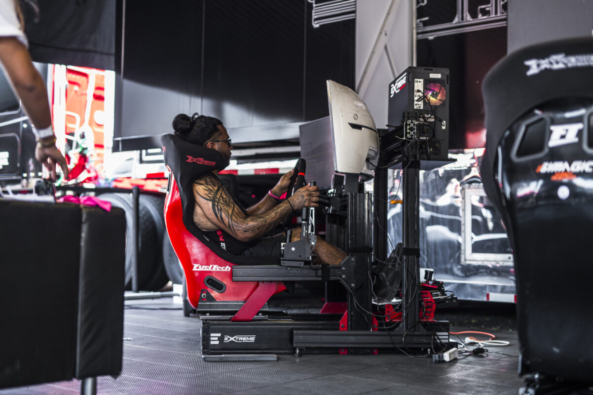 ESR AX160 Full Turn Key Racing Simulator - Drifting - Function Factory ...